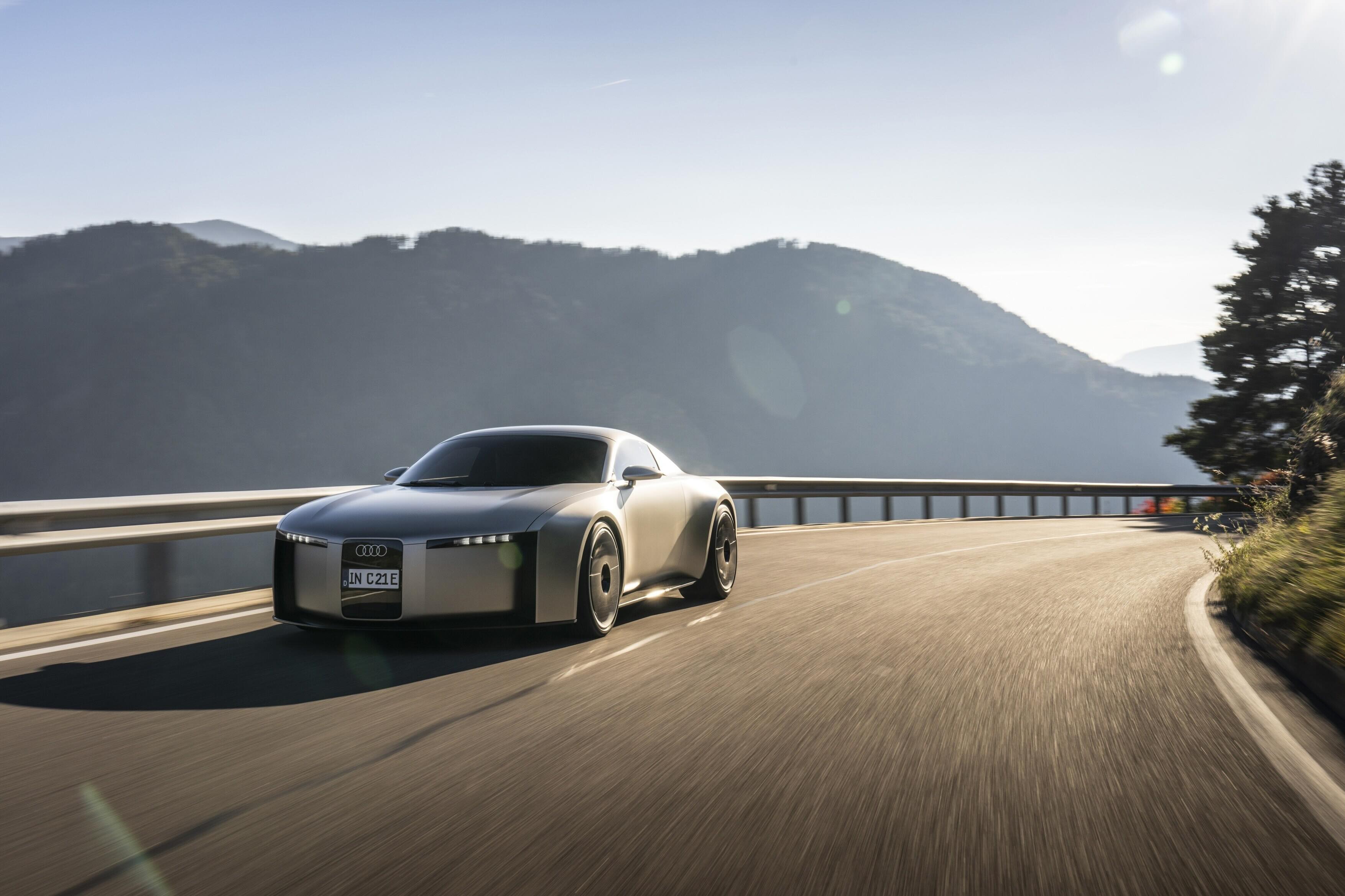 Antecedentes Audi Rsq Concept
